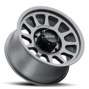 703-HD | Bead Grip | Gloss Titanium – Method Race Wheels Australia